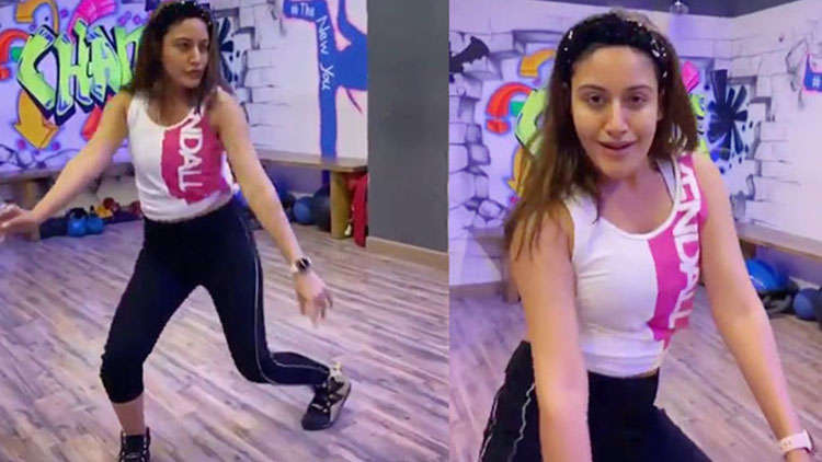 Surbhi Chandna Turn Up The Heat With Her Sizzling Moves