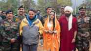 Sunny Deol And Ameesha Patel Start Shooting For Gadar 2 First Pics Out Sunny Deol And Ameesha Patel Start Shooting For Gadar 2 First Pics Out